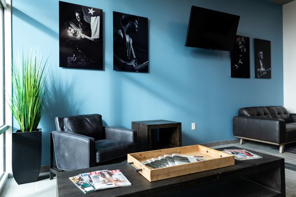 ALLY MEDICAL EMERGENCY ROOM - CENTRAL AUSTIN - Updated January 2026 ...