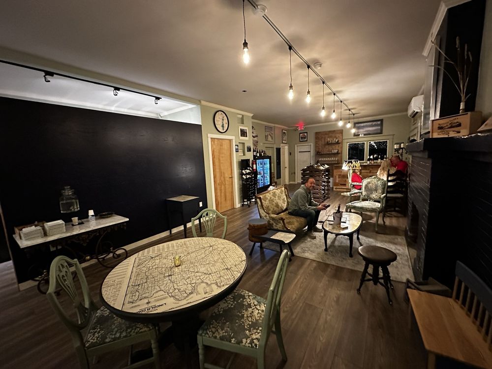 PACIFIC TO PALOUSE WINE BAR - Updated January 2026 - 16 Photos & 10 ...