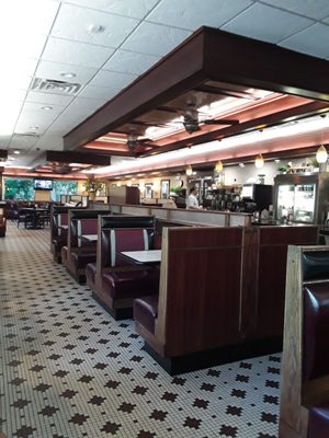 VALLEY DINER RESTAURANT - 59 Photos & 136 Reviews - 636 New Haven Ave ...