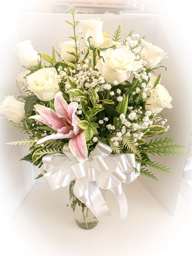 VICTORIA’S FLOWER SHOP - Updated August 2025 - 32 Photos - 1074 E Cole ...