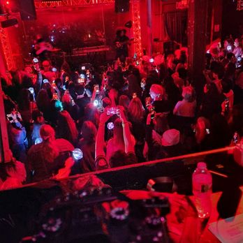 LOS GLOBOS - Updated October 2025 - 272 Photos & 520 Reviews - 3040 W ...