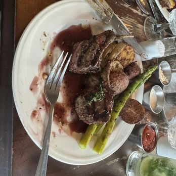 GADSBY’S TAVERN RESTAURANT - Updated July 2024 - 432 Photos & 432 ...