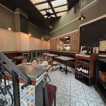 OSTERIA AL VOLO - Updated December 2025 - 660 Photos & 587 Reviews ...