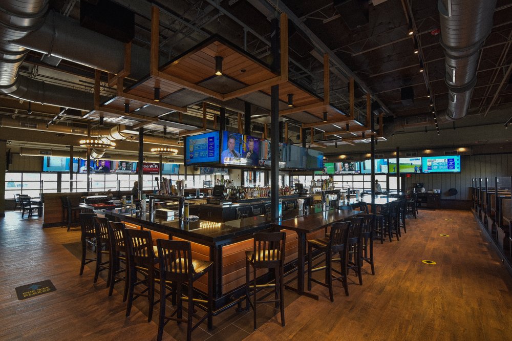 P.J. WHELIHAN’S PUB + RESTAURANT - HARRISBURG - 117 Photos & 85 Reviews ...