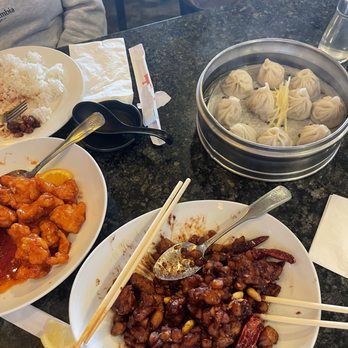 DUMPLING INN - Updated June 2024 - 4265 Photos & 3358 Reviews - 4625 ...