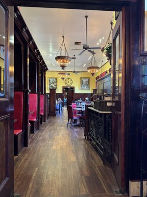 THE OLD SPAGHETTI FACTORY - Updated January 2026 - 33 Photos & 61 ...