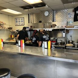 MOTZ’S BURGERS - Updated September 2025 - 290 Photos & 117 Reviews ...