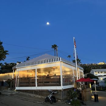 THE BEACHCOMBER CAFE - Updated May 2024 - 4929 Photos & 3248 Reviews ...