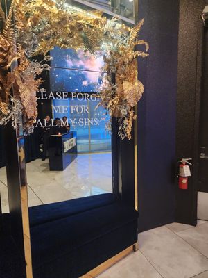 CONFESSIONS - Updated April 2025 - 20 Photos - 3300 Kirby Dr, Houston ...