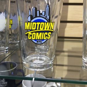 MIDTOWN COMICS DOWNTOWN - 162 Photos & 72 Reviews - 64 Fulton St, New ...