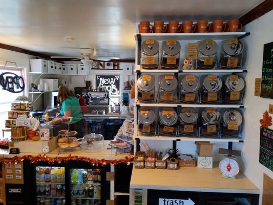 NEW ROOTS COFFEEHOUSE - Updated September 2024 - 55 Photos & 64 Reviews ...