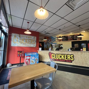 CLUCKERS - Updated November 2024 - 145 Photos & 93 Reviews - 600 S ...