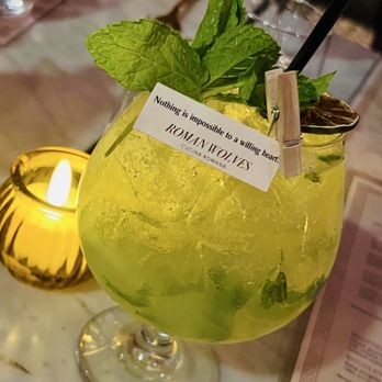 ROMAN WOLVES - Updated October 2025 - 1121 Photos & 549 Reviews - 1980 ...