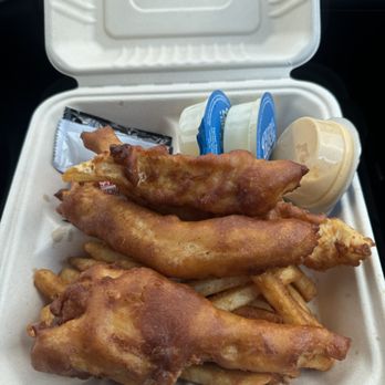 ON THE HOOK FISH & CHIPS FOOD TRUCK - Updated December 2025 - 42 Photos ...