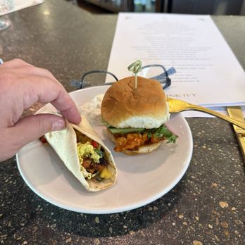 PINK IVY KITCHEN & BAR - Updated June 2025 - 322 Photos & 100 Reviews ...