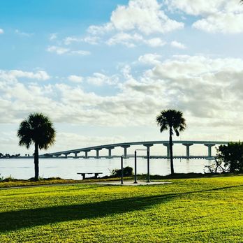 SAND POINT PARK - Updated January 2026 - 36 Photos & 11 Reviews - 419 N Washington Ave ...