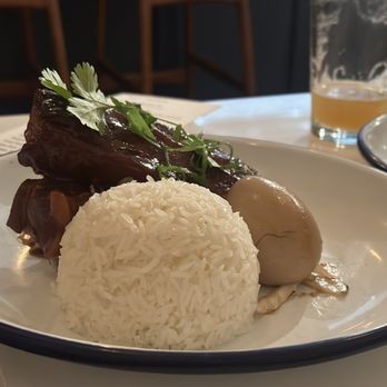 BAR BRAVA - Updated May 2024 - 72 Photos & 40 Reviews - 1914 N ...