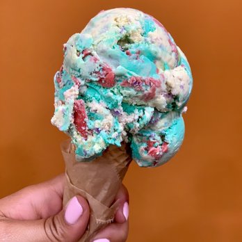 BIG CHILL ICE CREAM - Updated July 2024 - 15 Photos & 32 Reviews - 2550 ...
