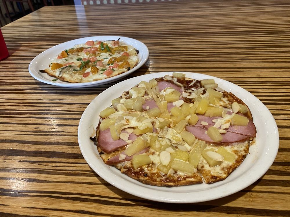 MALAWI’S PIZZA - Updated July 2024 - 73 Photos & 93 Reviews - 1 Towne ...