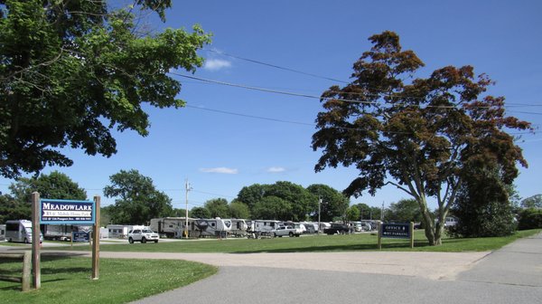 MEADOWLARK MOBILE HOME AND RV PARK - Updated January 2026 - 20 Photos ...