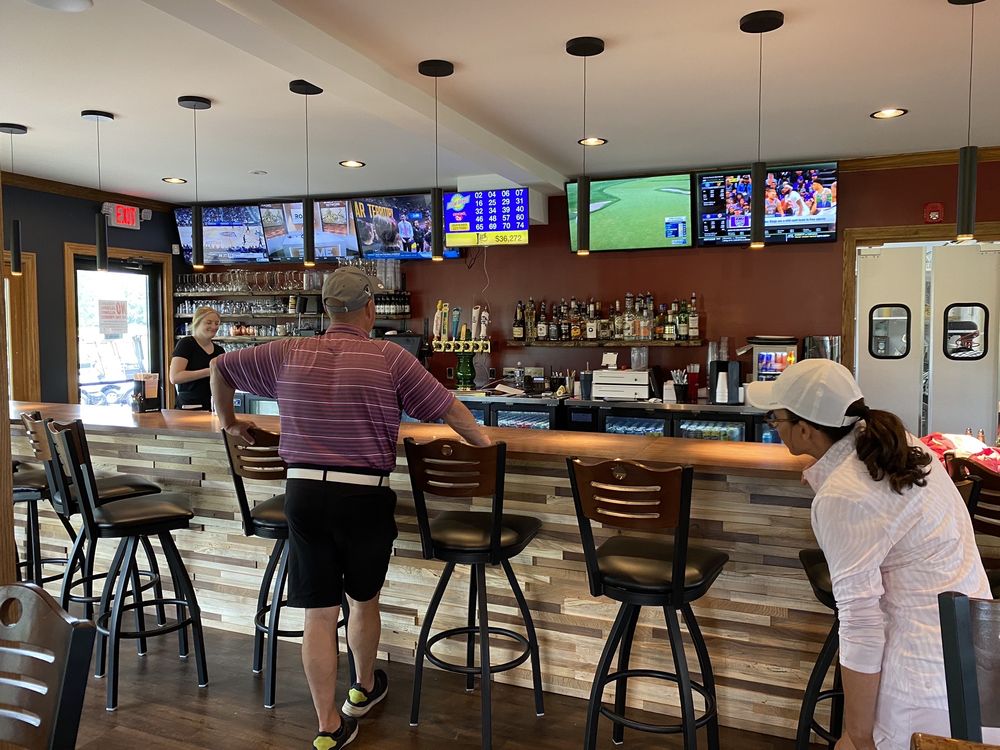 DOGLEG SPORTS BAR AND GRILL - Updated August 2025 - 16 Photos - 7323 ...