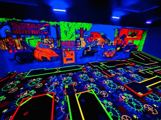 SALEM FUN CENTER - Updated December 2025 - 32 Photos - 520 East ...