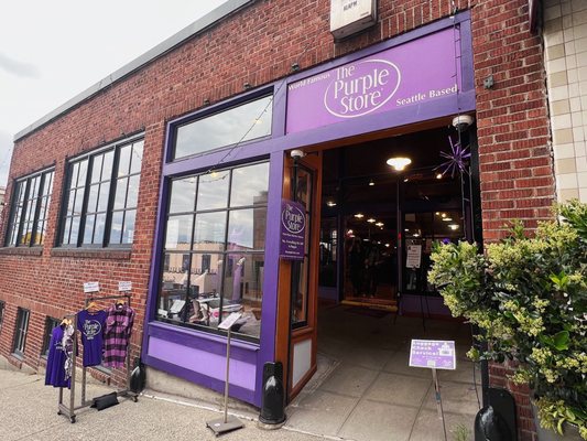 THE PURPLE STORE - Updated May 2024 - 66 Photos & 42 Reviews - 92 ...