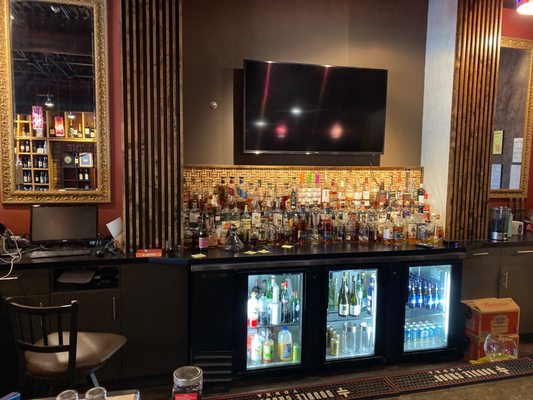 WINE 121 - Updated November 2025 - 22 Photos & 13 Reviews - 12100 W ...