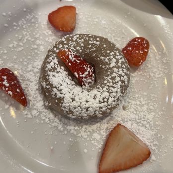 FAMOUS TOASTERY - Updated September 2025 - 342 Photos & 406 Reviews ...