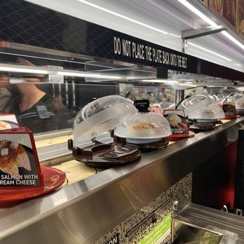 KURA REVOLVING SUSHI BAR - Updated August 2024 - 136 Photos & 52 ...