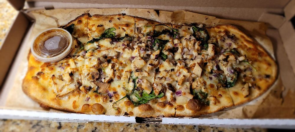 SLIM & HUSKY’S PIZZA BEERIA - Updated August 2024 - 131 Photos & 45 ...