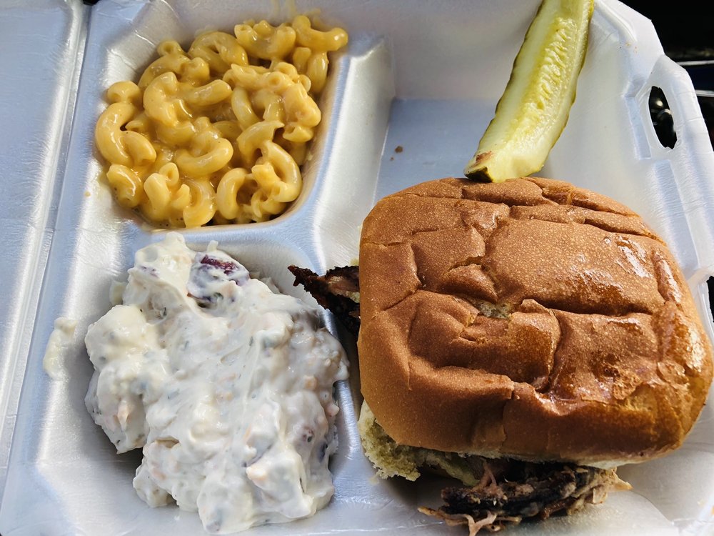 HOG WILD PIG CRAZY BAR-BQ - Updated July 2024 - 75 Photos & 66 Reviews ...