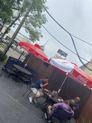 KNUCKLEHEADS SPORTS BAR & EATERY - Updated July 2025 - 35 Photos & 29 ...
