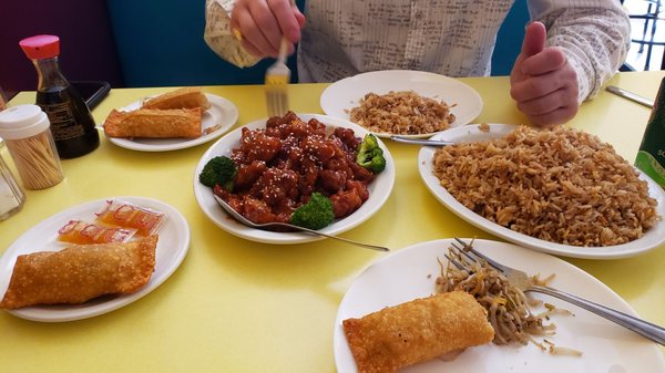 SUNFLOWER CHINESE RESTAURANT - 17 Photos & 18 Reviews - 41 Montreal ...