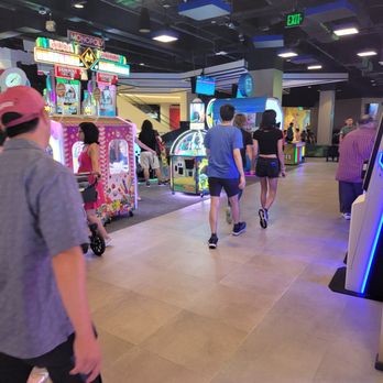 THE GAME ROOM - Updated January 2026 - 153 Photos & 27 Reviews - 1 ...