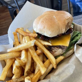 SLEEPY COYOTE CAFE & BAR - Updated December 2025 - 20 Photos & 45 ...