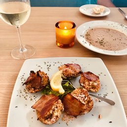 MARLIN MOON RESTAURANT - 150 Photos & 101 Reviews - 3301 Atlantic Ave ...