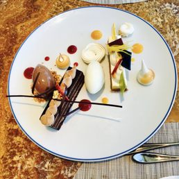 LAGO - Updated October 2025 - 7039 Photos & 2583 Reviews - 3600 S Las ...