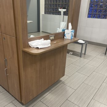 ONELIFE FITNESS - BALLSTON - Updated January 2025 - 74 Photos & 183 ...