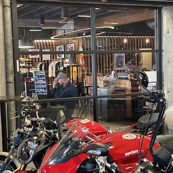 DERBY - Updated January 2025 - 375 Photos & 220 Reviews - 2233 6th Ave ...