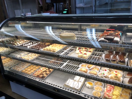 DEL PRETE ITALIAN PASTRY - Updated May 2025 - 46 Photos & 76 Reviews ...