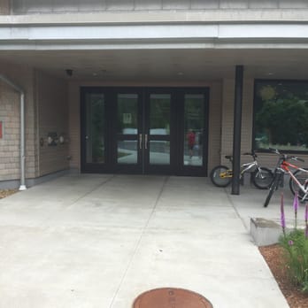 MILLIS PUBLIC LIBRARY - Updated December 2025 - 16 Photos - 961 Main St ...