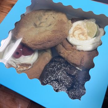 DELECTABLE BAKING - Updated December 2025 - 42 Photos & 19 Reviews ...