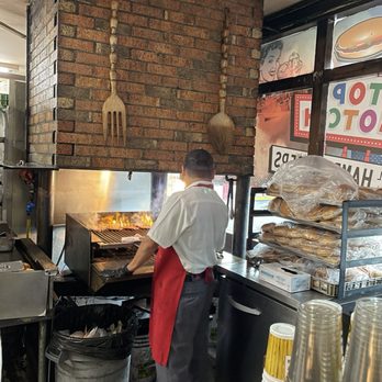 TOP NOTCH - Updated June 2025 - 590 Photos & 896 Reviews - 7525 Burnet ...