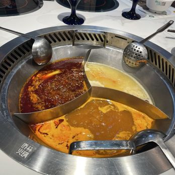 QIAO LIN HOTPOT - CHICAGO DOWNTOWN - Updated August 2025 - 293 Photos ...