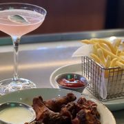 GOOD GAME - 58 Photos & 22 Reviews - Arcades - 875 Battery Ave SE ...