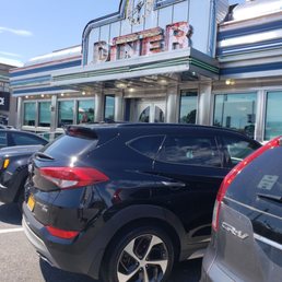 GOLDEN REEF DINER - Updated May 2026 - 292 Photos & 396 Reviews - 329 ...