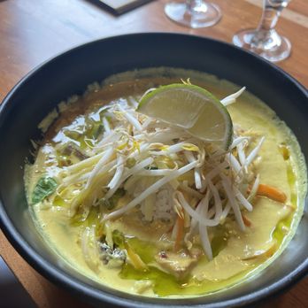 GINGER - Updated June 2025 - 601 Photos & 552 Reviews - 425 W 5th Ave ...