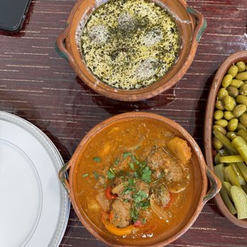 ALBARAKA RESTAURANT - Updated July 2024 - 116 Photos & 48 Reviews - 413 ...