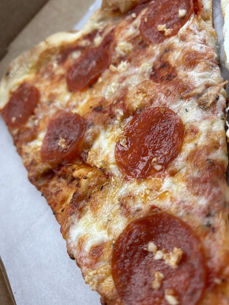 STANDARD PIZZA CO - 82 Photos & 142 Reviews - 631 Haywood Rd, Asheville ...